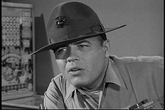 Frank Sutton Biography, Movies, Videos, Relationships - FamousWhy